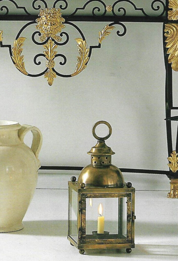 Colonial Lantern - Medium | Richard Taylor Designs